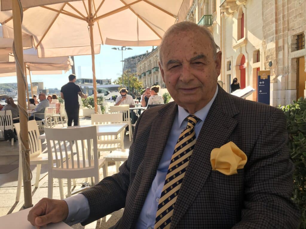 Taħt il-Qoxra: Peter Calamatta - Ktieb.org.mt
