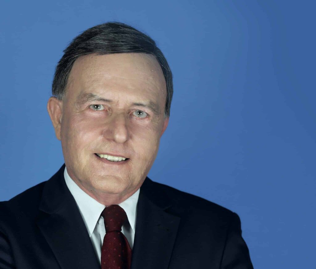 Alfred Sant: Recipient of the 2019 Lifetime Achievement Award - Ktieb ...
